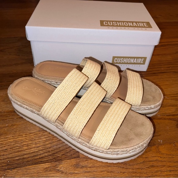 Universal Thread | Shoes | Universal Thread Platform Sandals | Poshmark